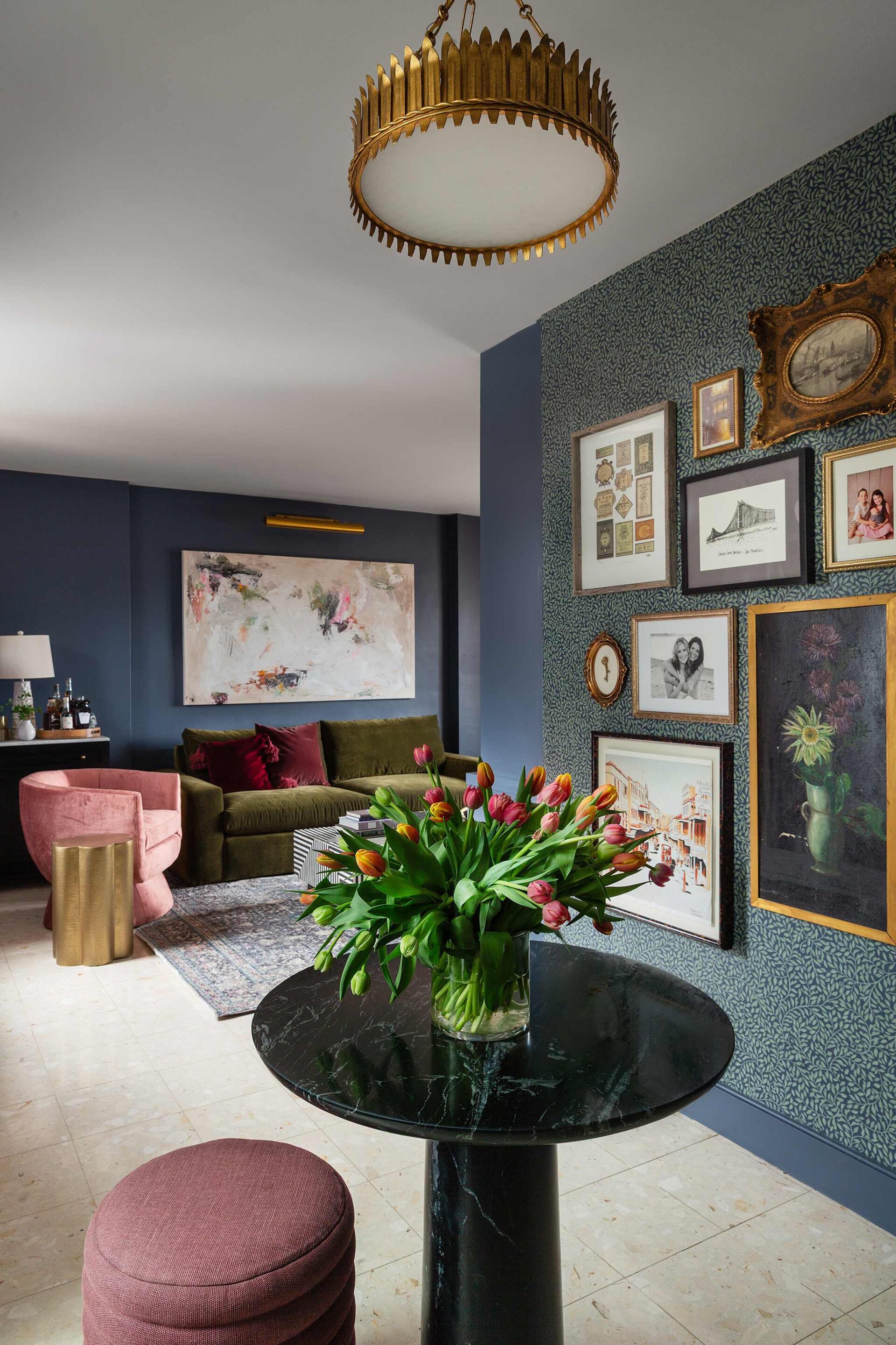 Ένα υπερβολικά κομψό και μοντέρνο διαμέρισμα 93 τετραγωνικών μέτρων ...